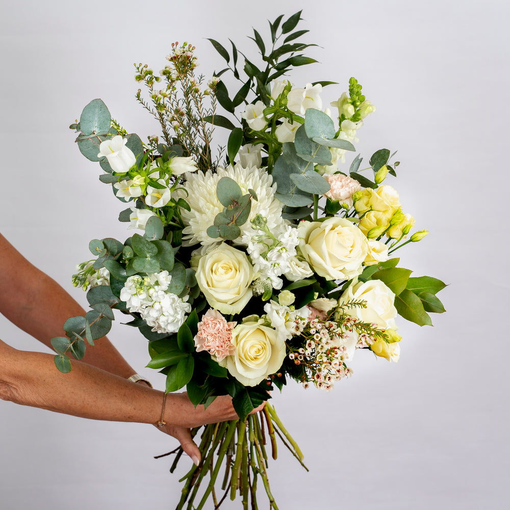 Hanako Florists Choice | Bespoke Bouquet | Seasonal Flowers